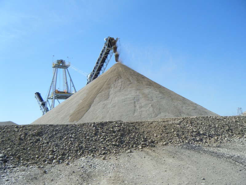 Aggregate Load System - Mainland Machinery